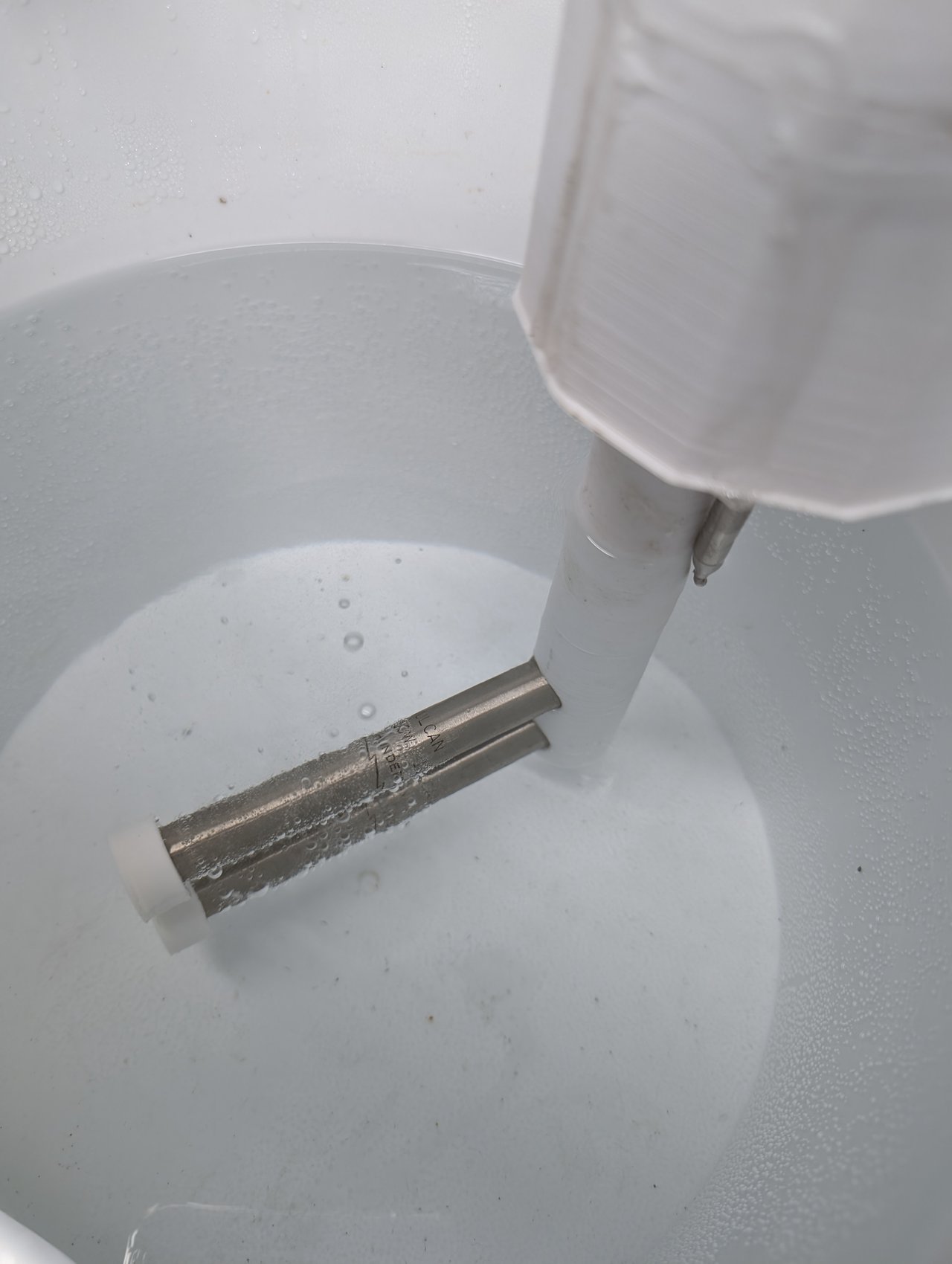 PH-600 1.5gallon bucket heater - industrialelectricheating.com